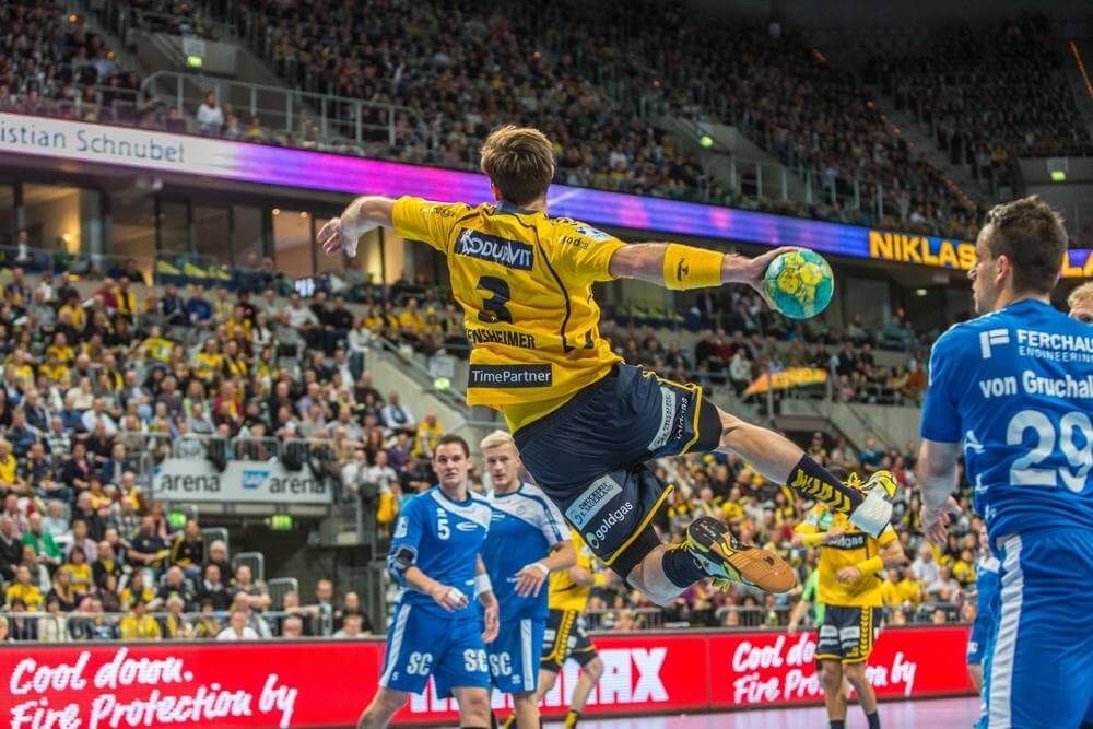 Mit der Unterschrift unter einen Vertrag bei PSG "vergoldet" Gensheimer ...