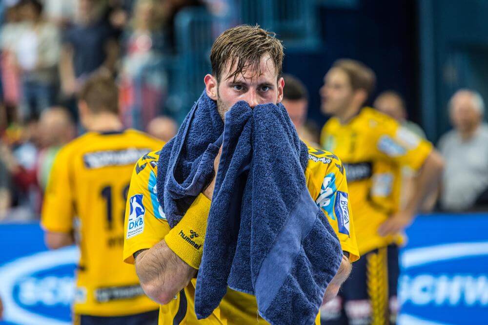 Mit der Unterschrift unter einen Vertrag bei PSG "vergoldet" Gensheimer ...